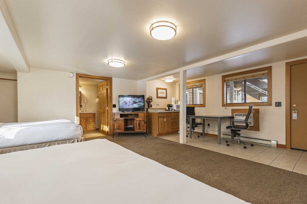 Rooms – Miller Park Lodge